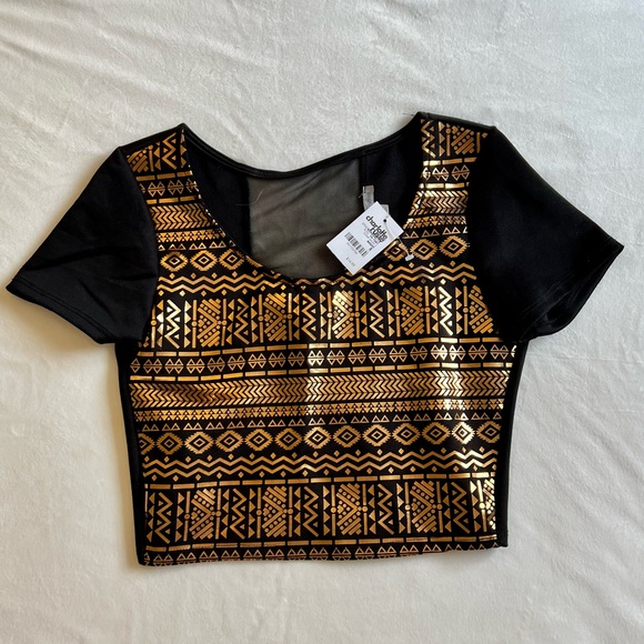Charlotte Russe | Tops | Nwt Gold Foil Print Crop Top | Poshmark